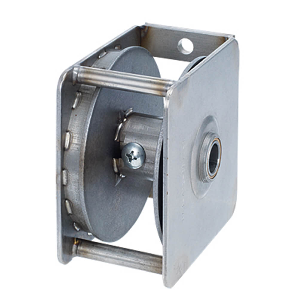 Internal Halyard Winch for up to 45 ft flag poles | FlagandBanner.com
