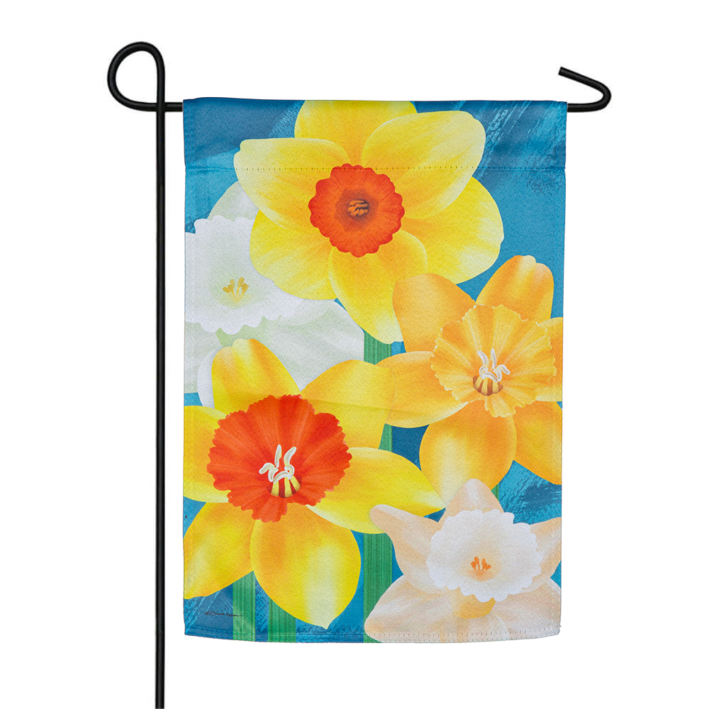 Daffodil Suede Garden Flag (13 in. x 18 in.) | FlagandBanner.com